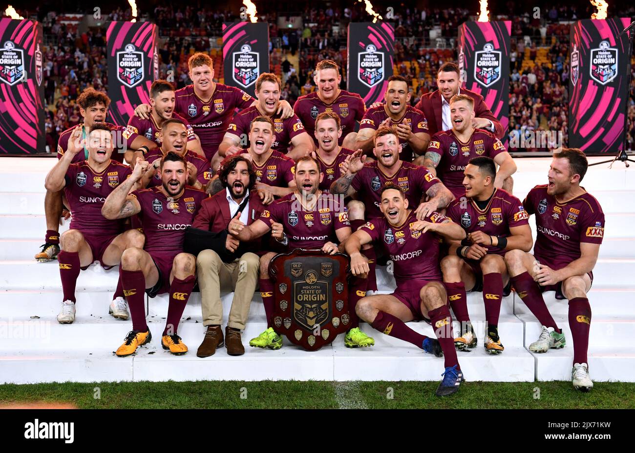 Queensland pose for a team photograph after winning the 2017 State of ...