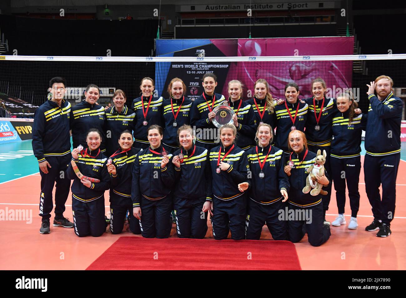Australia's Women's Volleyball team show off their silver after the ...