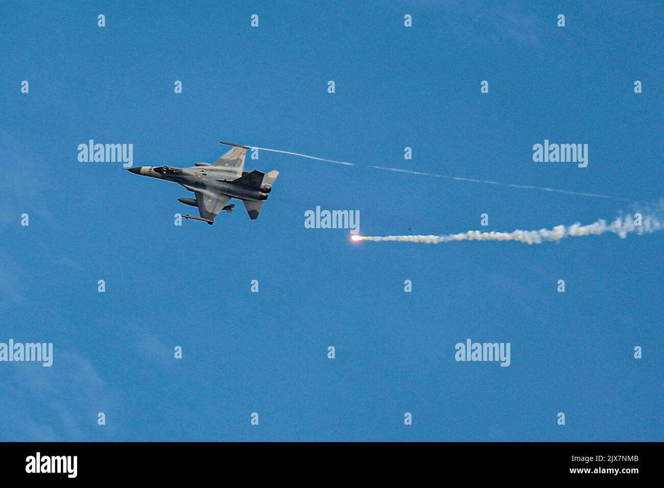 Maneuvering drill hi-res stock photography and images - Alamy