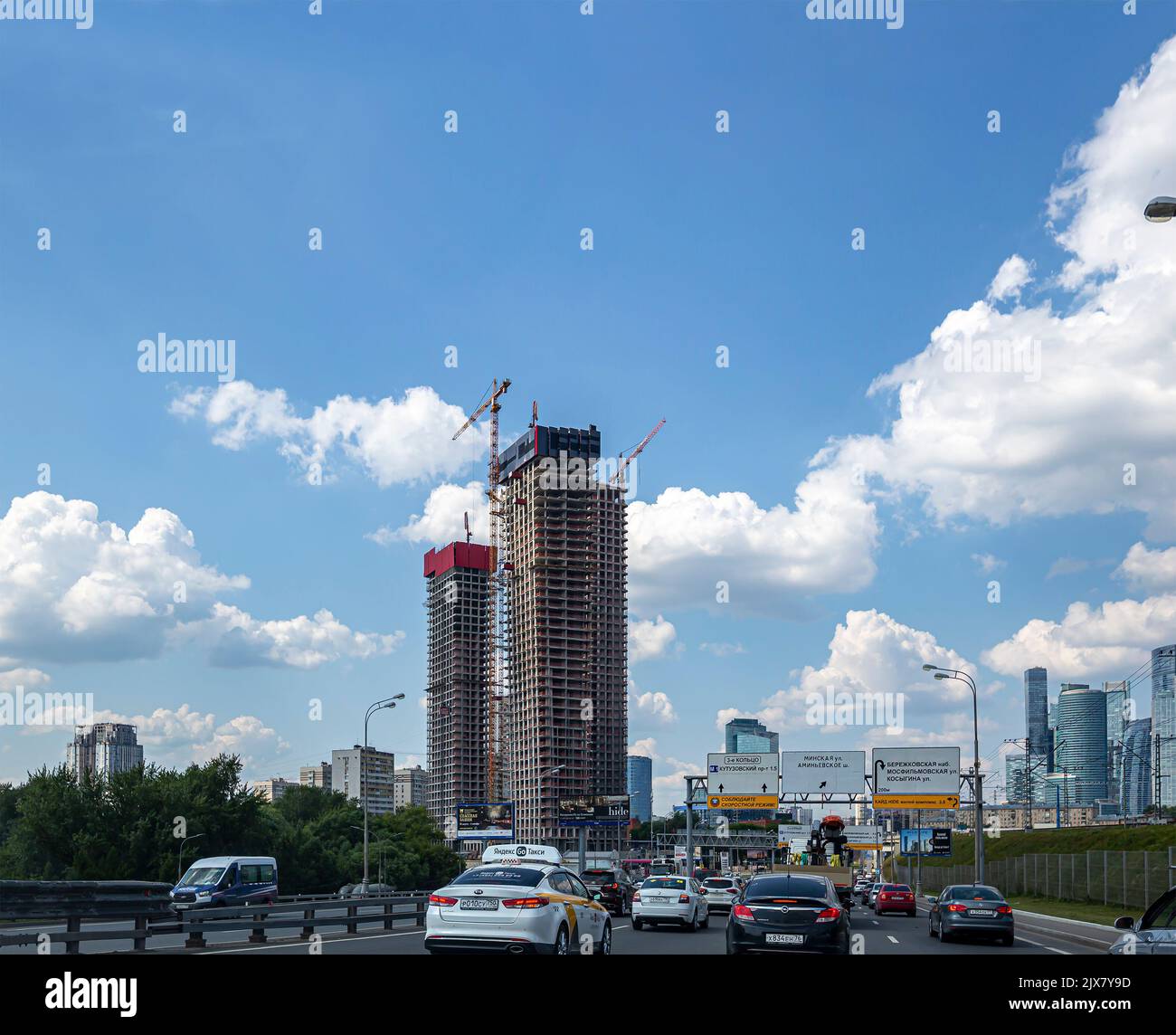 Construction of modern houses in the metropolis (during the ...