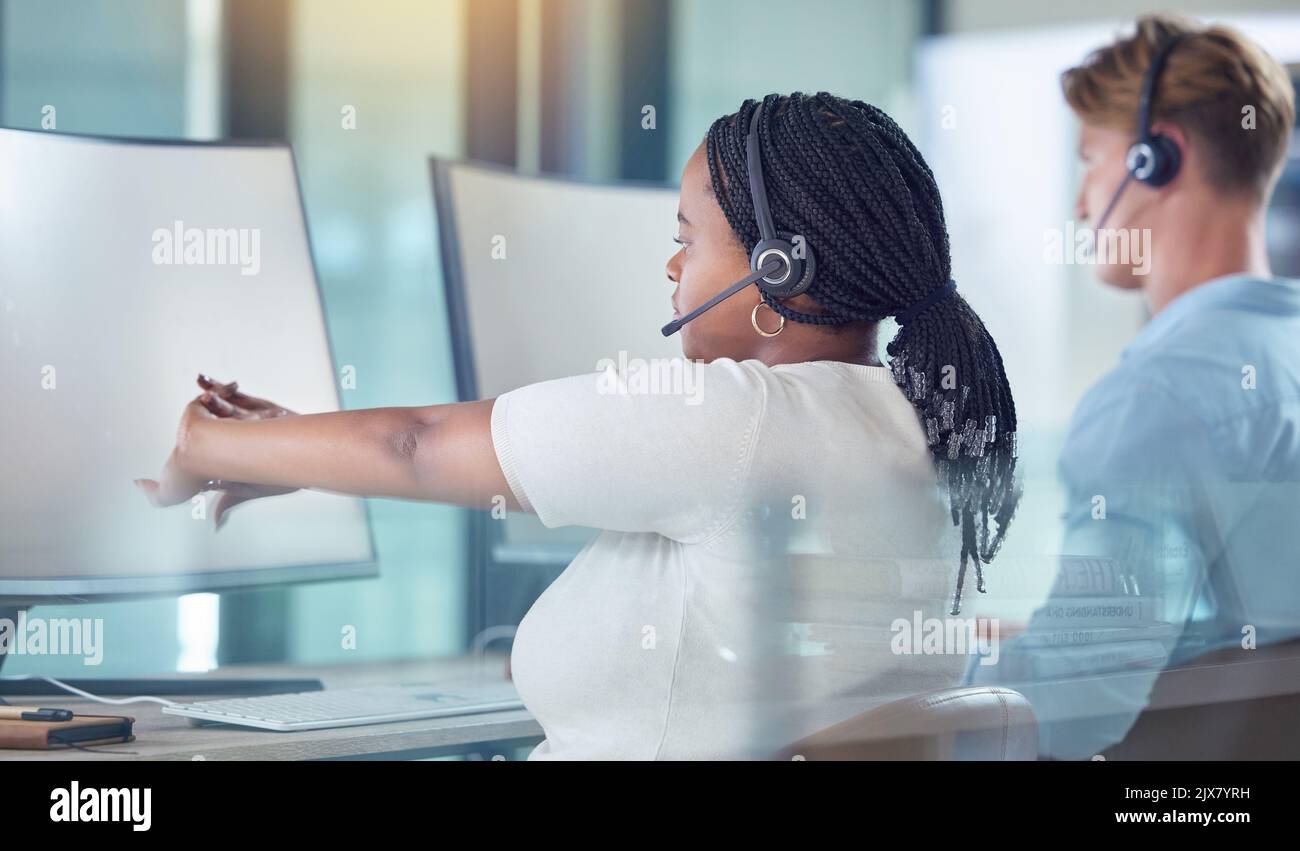 Insurance consultant, Contact us and telemarketing customer support ...