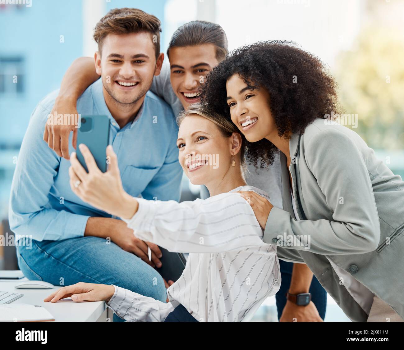 Happy collaboration hi-res stock photography and images - Alamy
