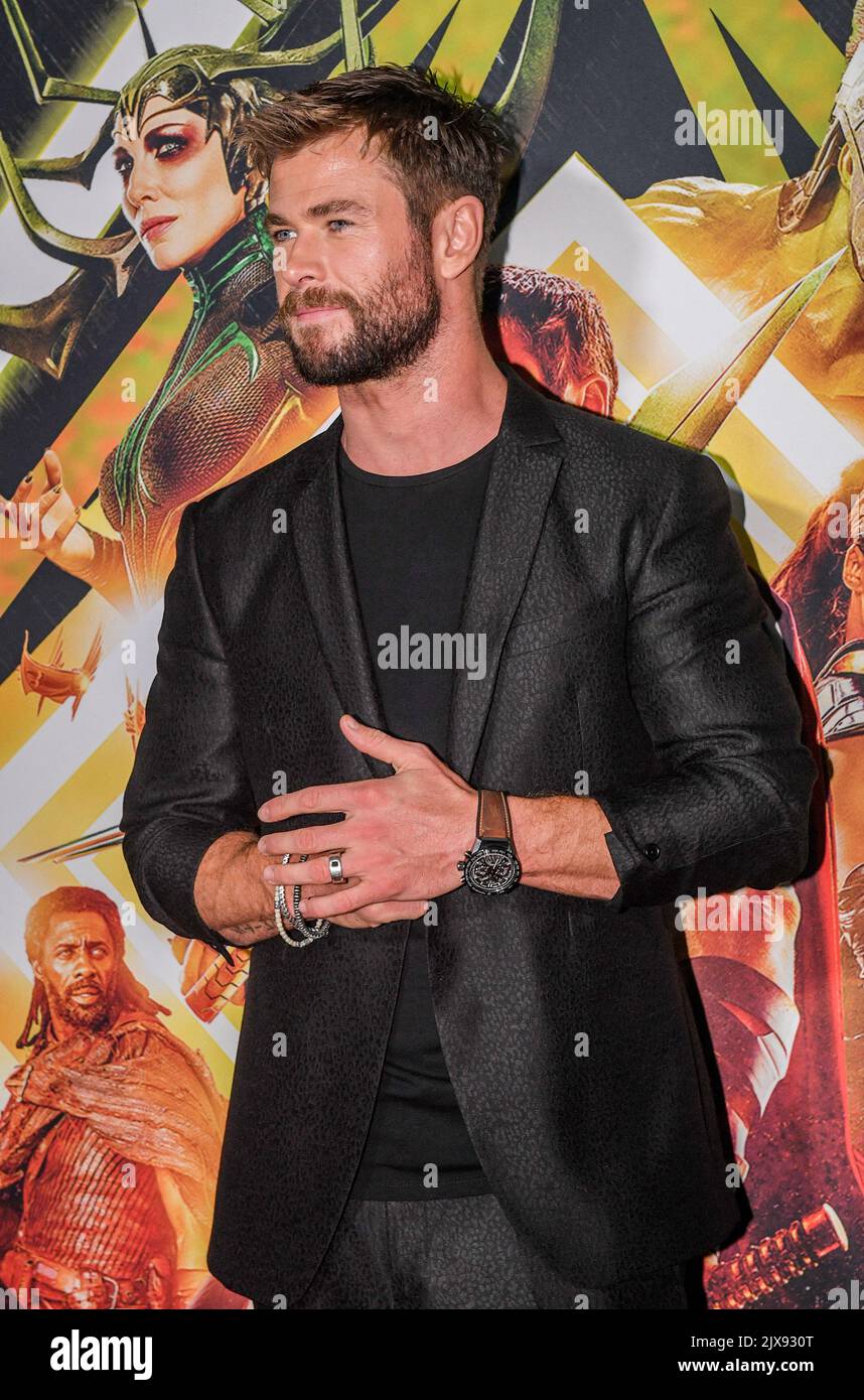 Actor Chris Hemsworth on the red carpet for the special screening of ...
