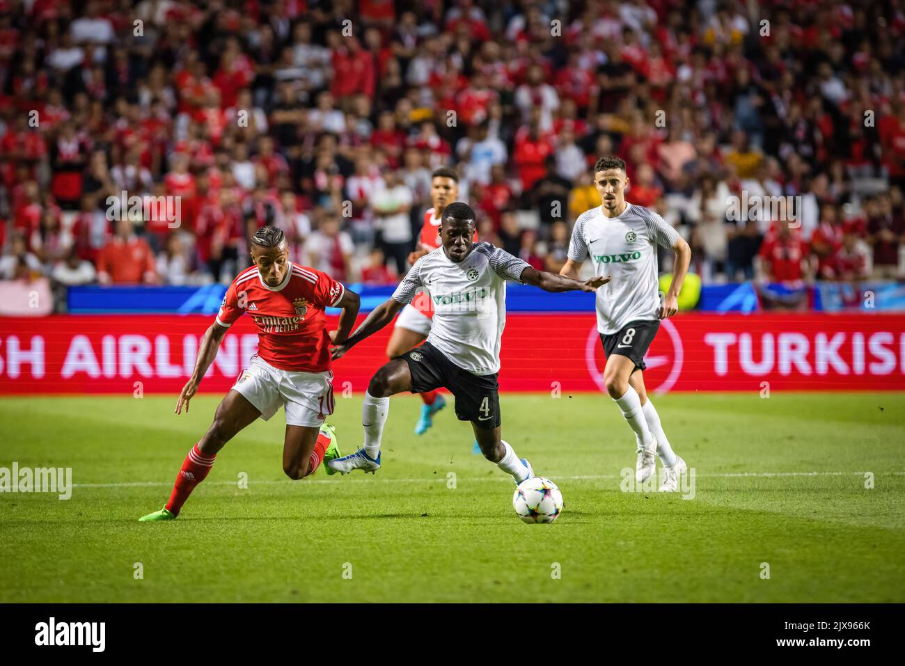 Lisbon, Portugal. 06th Sep, 2022. David Neres of SL Benfica (L) and Ali ...