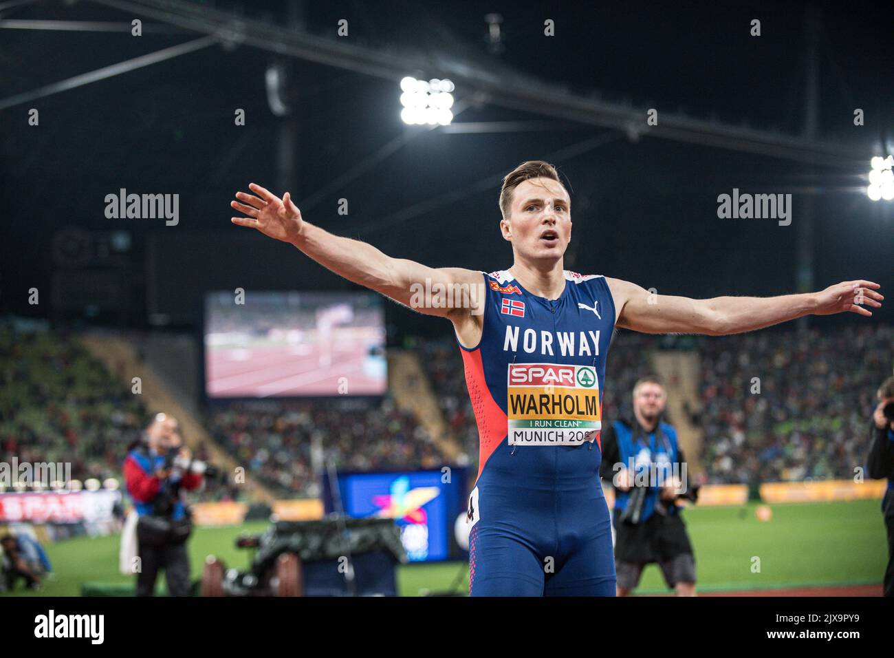 Karsten Warholm celebrating his victory in the 400m hurdles at the ...