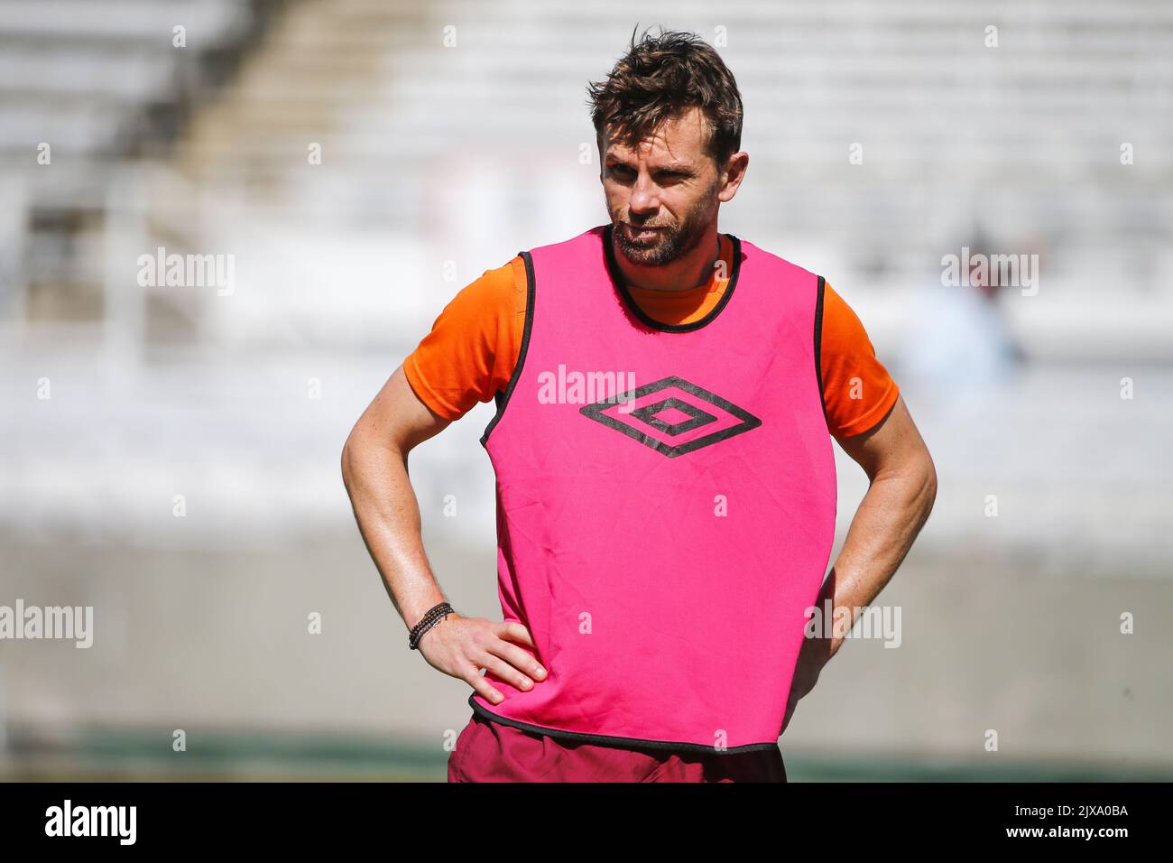 Former Socceroo Brett Holman training with the Brisbane Roar in ...