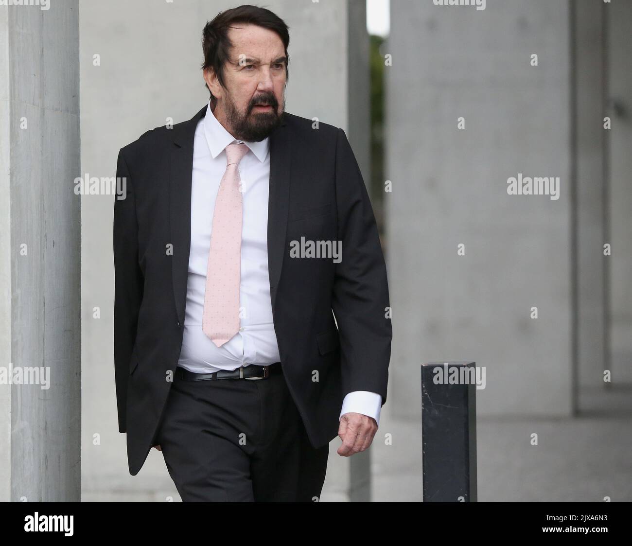 Maureen Boyce's husband, Graham Boyce leaves the Brisbane Supreme court ...