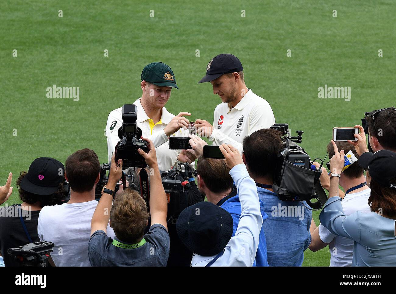 Australian captain Steve Smith (left) and England captain Joe Root pose ...