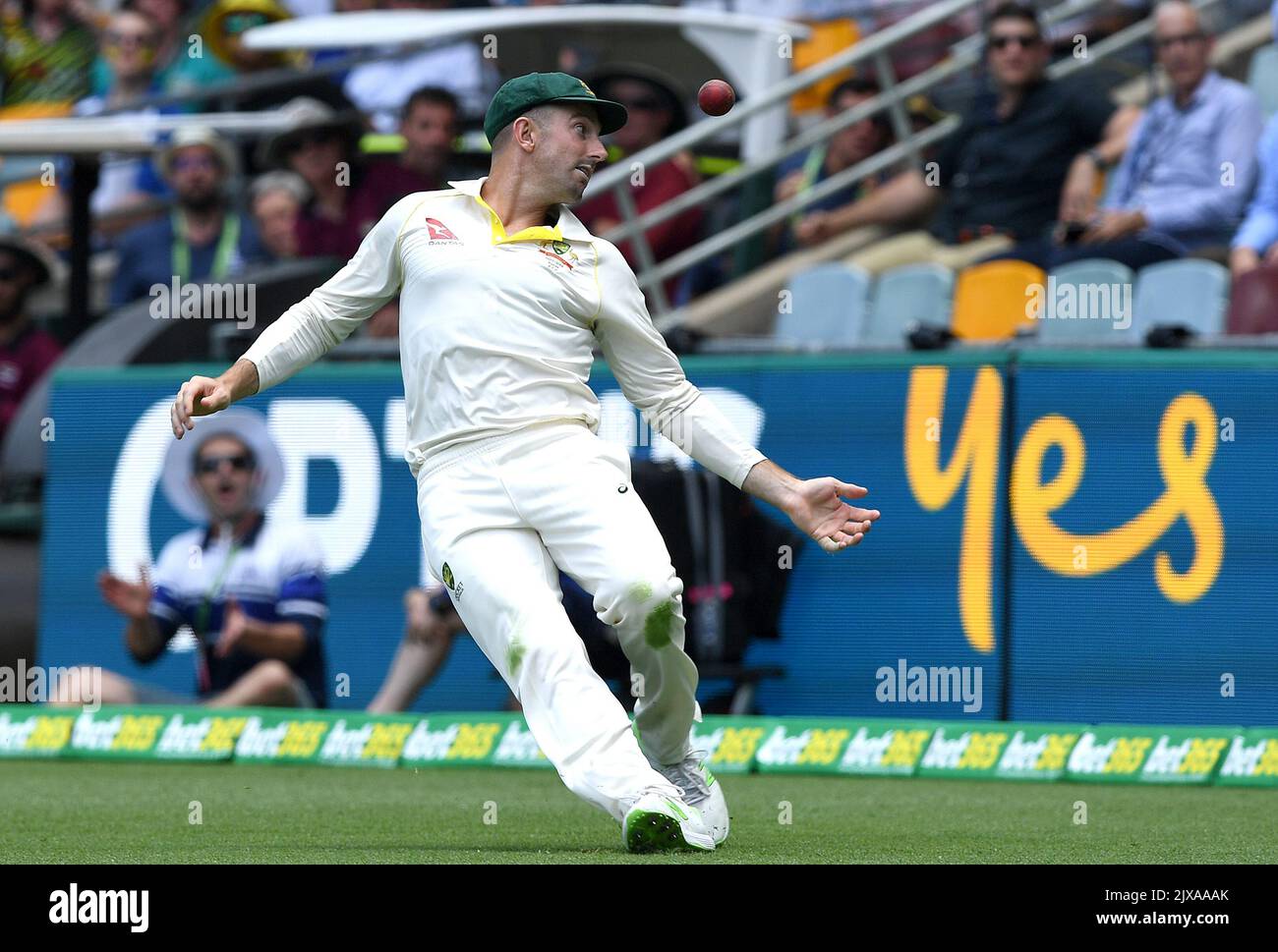 Australian fielder Shaun Marsh drops a catch hit by England batsman ...