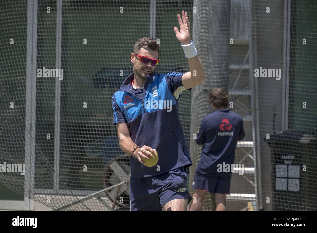 English cricket team player Jimmy Anderson trains at the MCG in ...