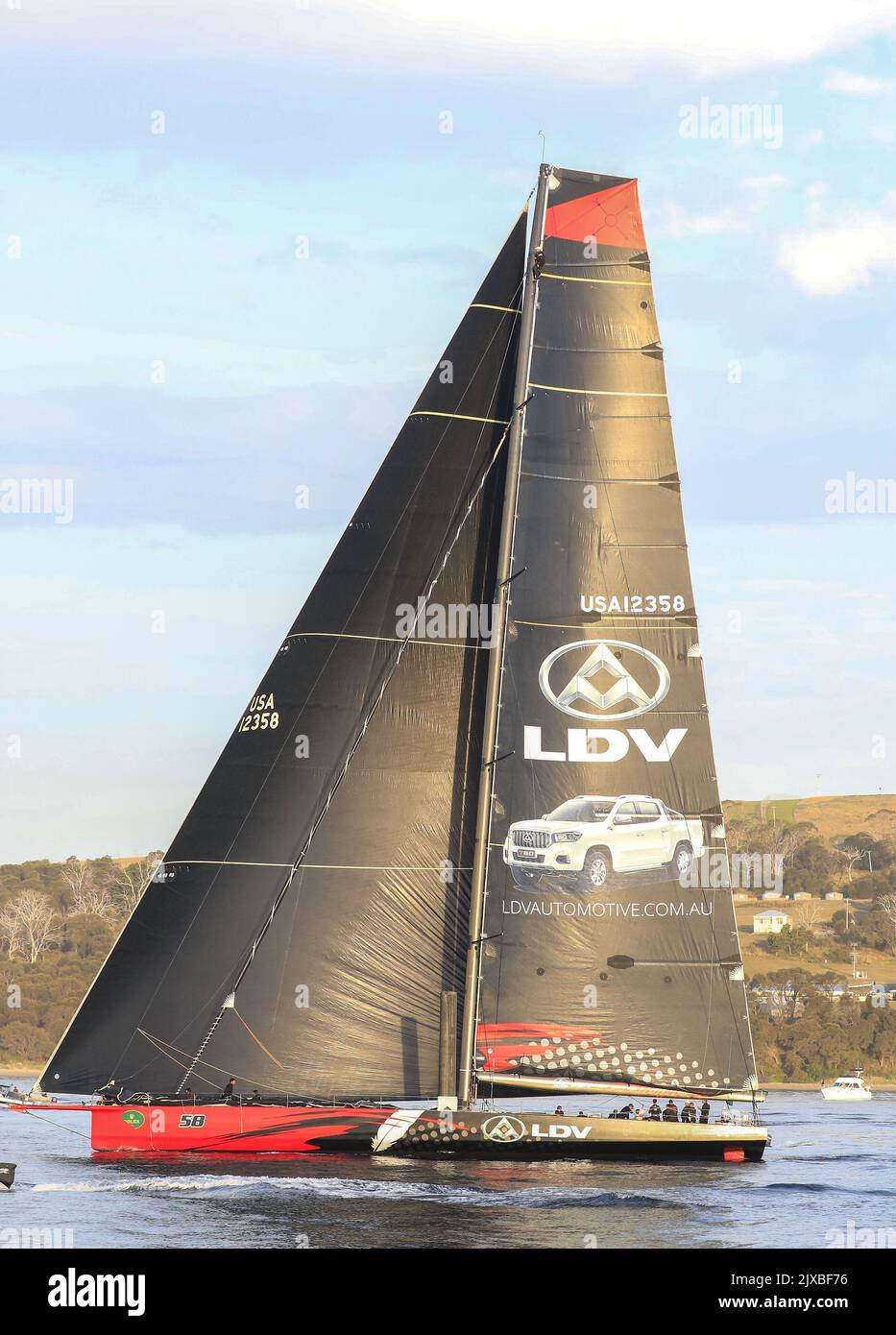 LDV Comanche leads the race at the mouth of the Derwent River as it ...