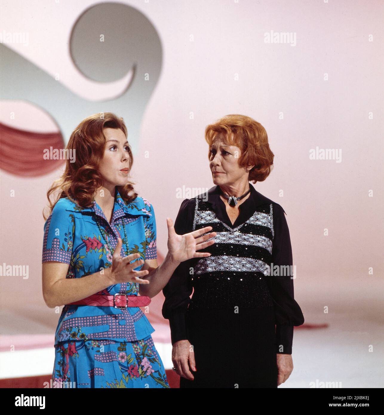 Zwischenmahlzeit, Fernsehserie mit Sketch und Musik, Deutschland 1963 ...