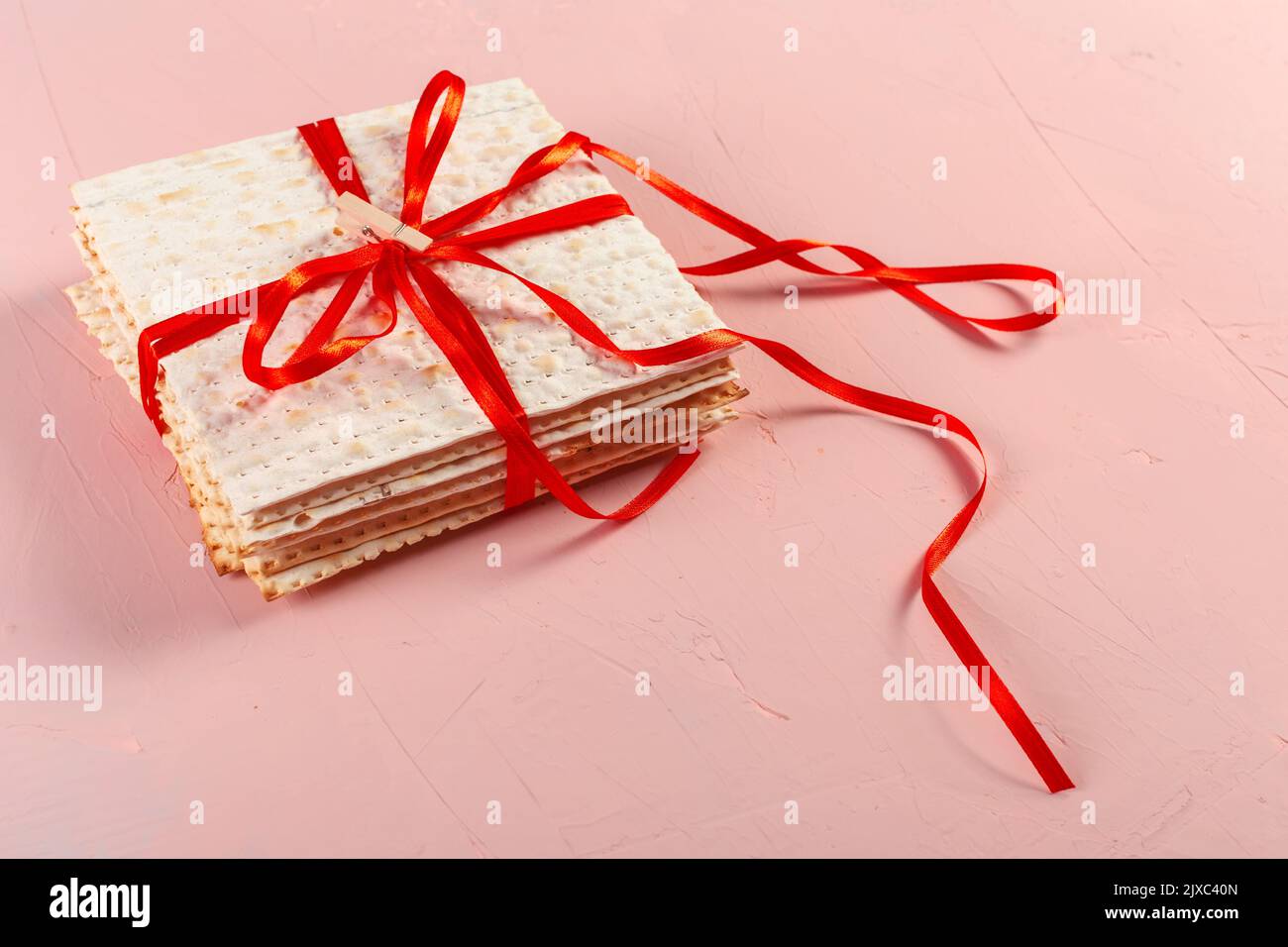 Jewish traditional Passover matzo bread Stock Photo - Alamy