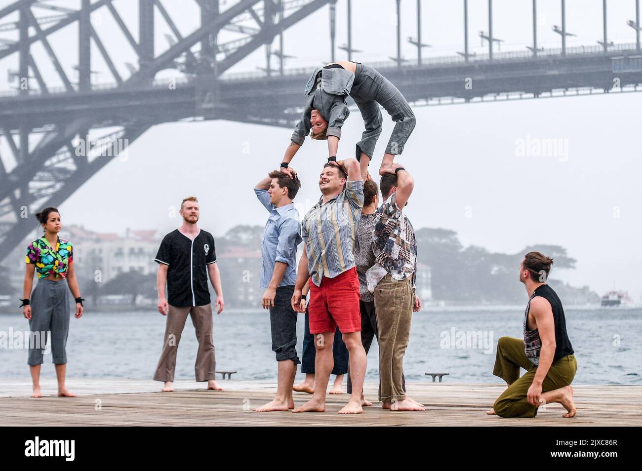 Acrobats from Gravity & Myths Circus Company perform stunts on Sydney ...