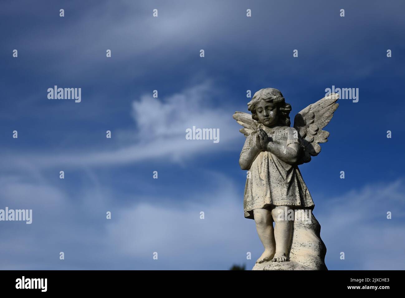 Prayer hands heaven hi-res stock photography and images - Alamy