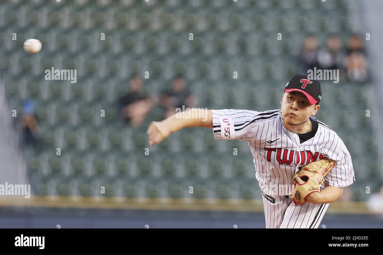 07th Sep, 2022. Baseball: LG Twins vs. SSG Landers LG Twins starter Lee ...