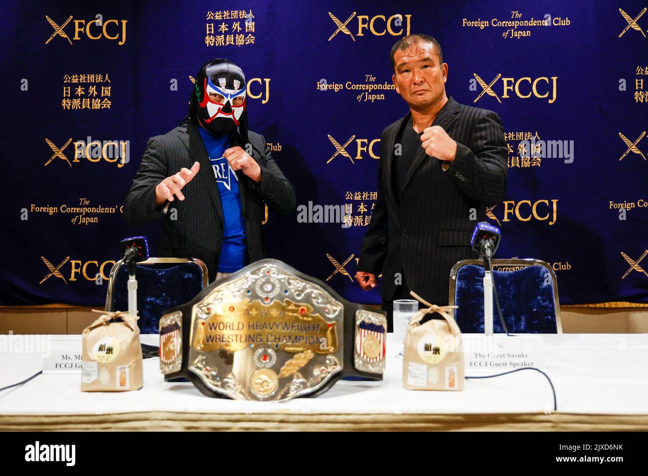 Tokyo, Japan. 07th Sep, 2022. (L to R) Japanese Pro Wrestlers The Great ...