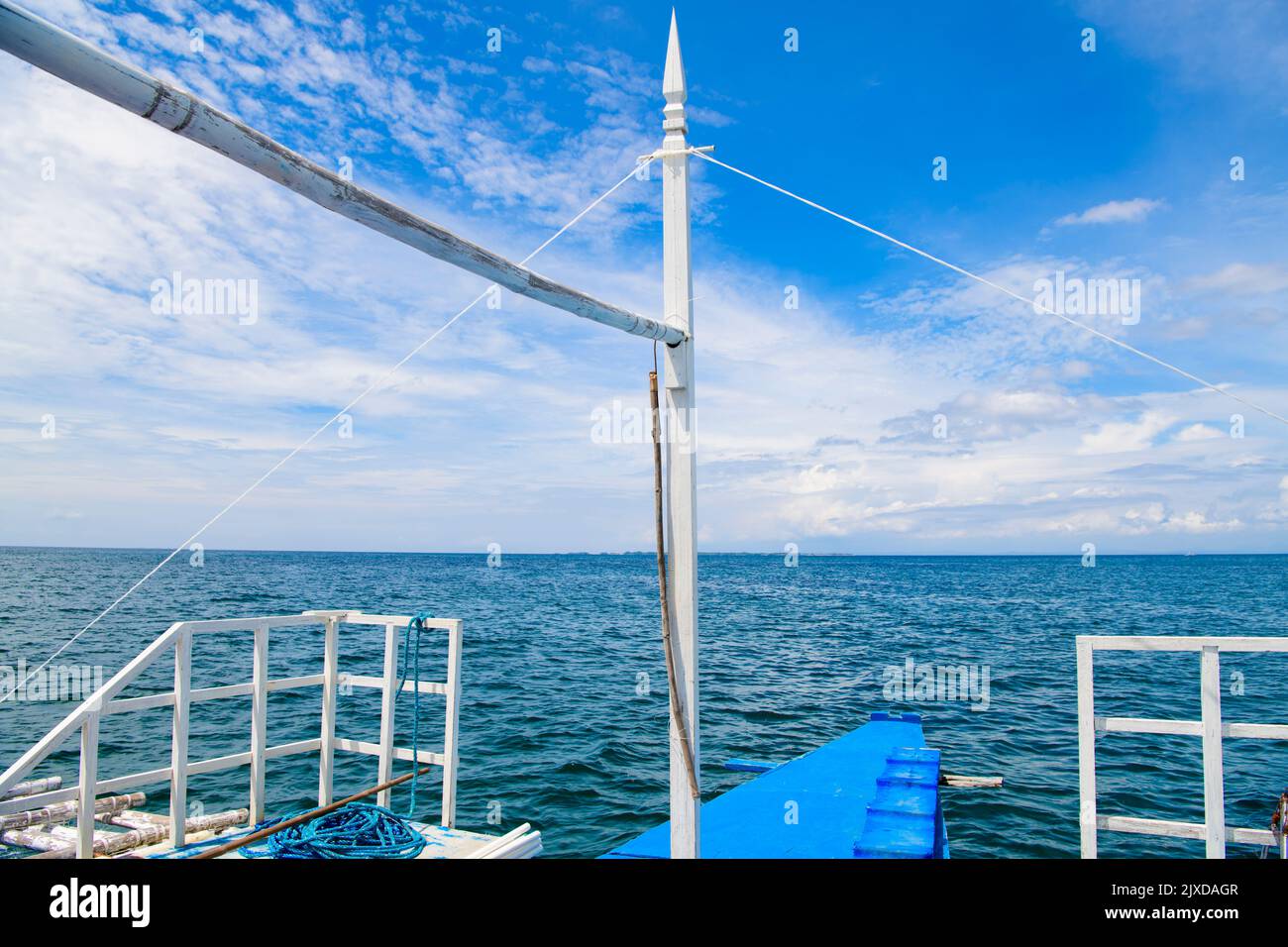 Bow of traditional boat, balangay, on the way to Mantigue Island ...