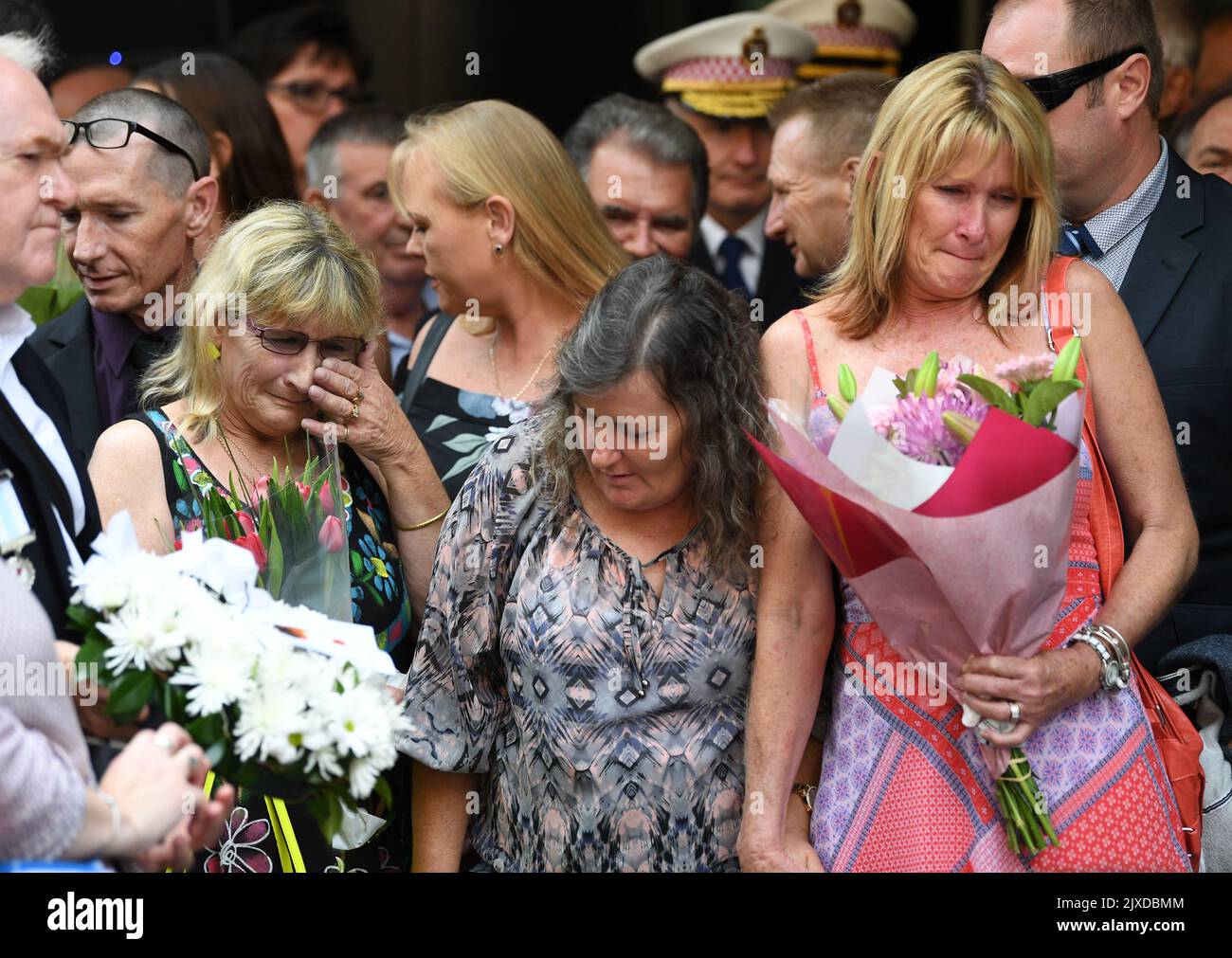 Cassandra Favell (centre) the daughter of William Favell, who died in ...