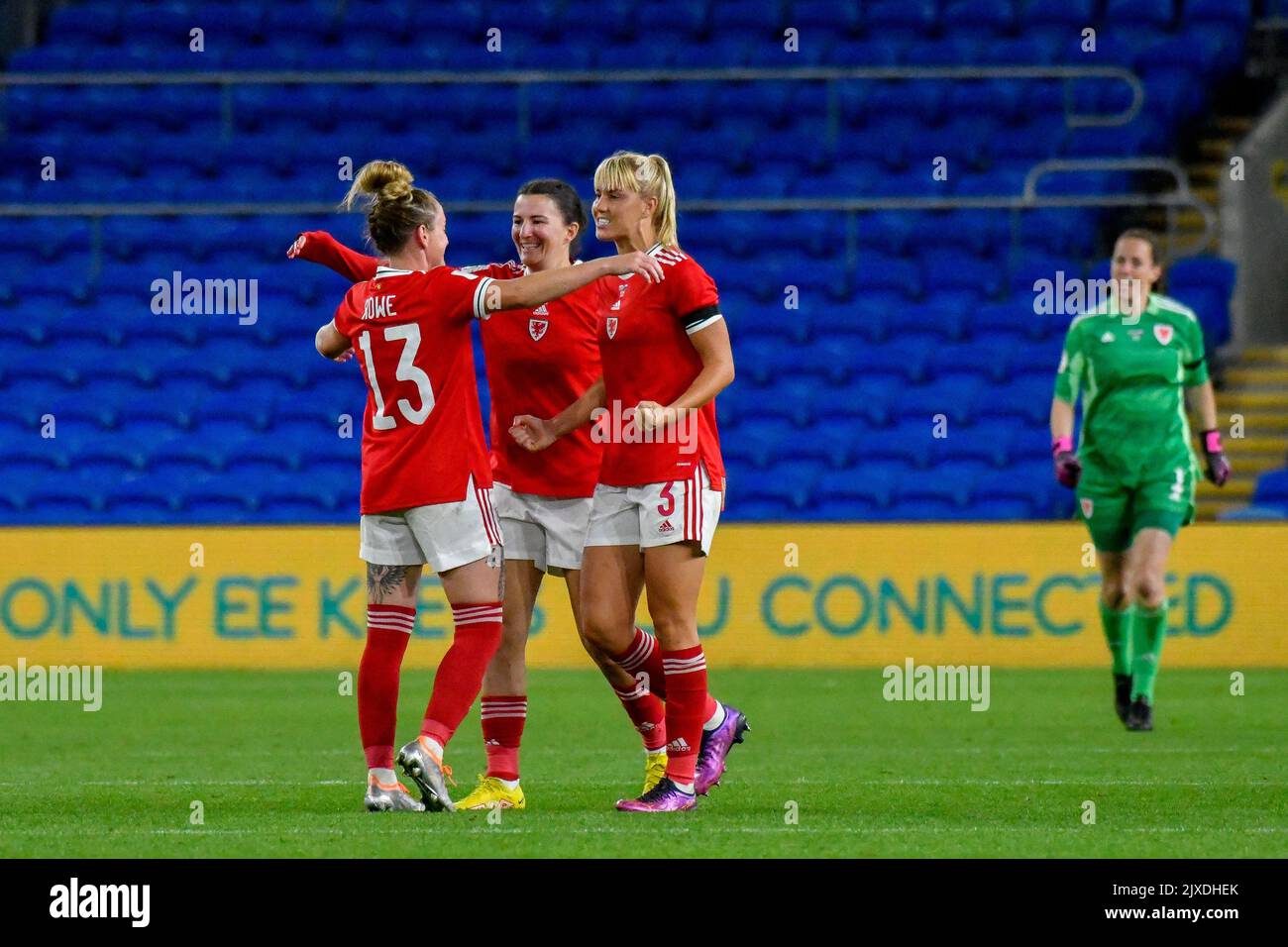 Helen evans hi-res stock photography and images - Alamy