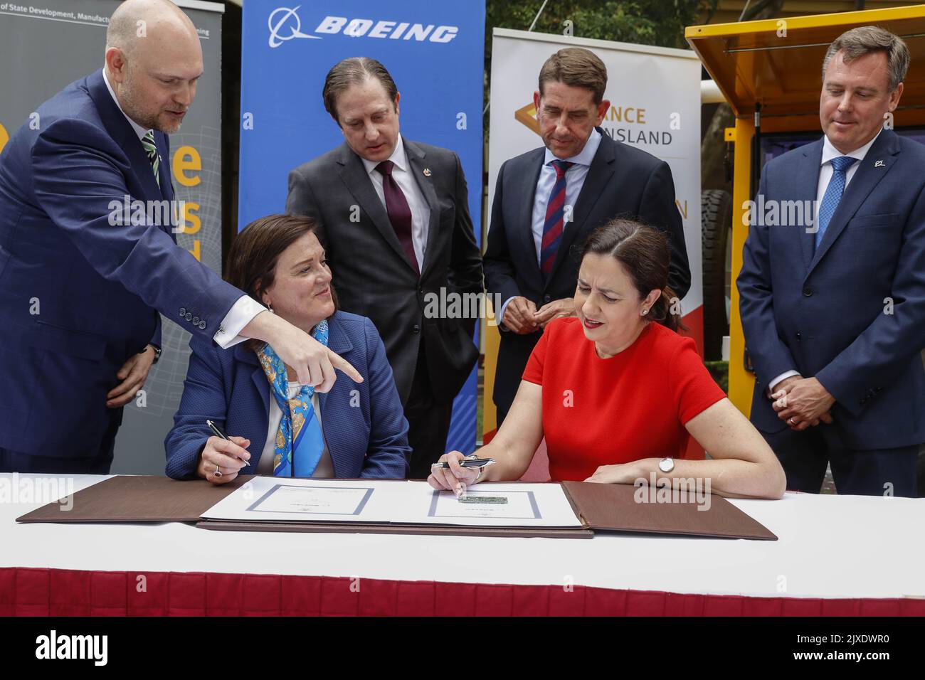 Boeing Director Phantom Works International, Shane Arnott, Boeing ...