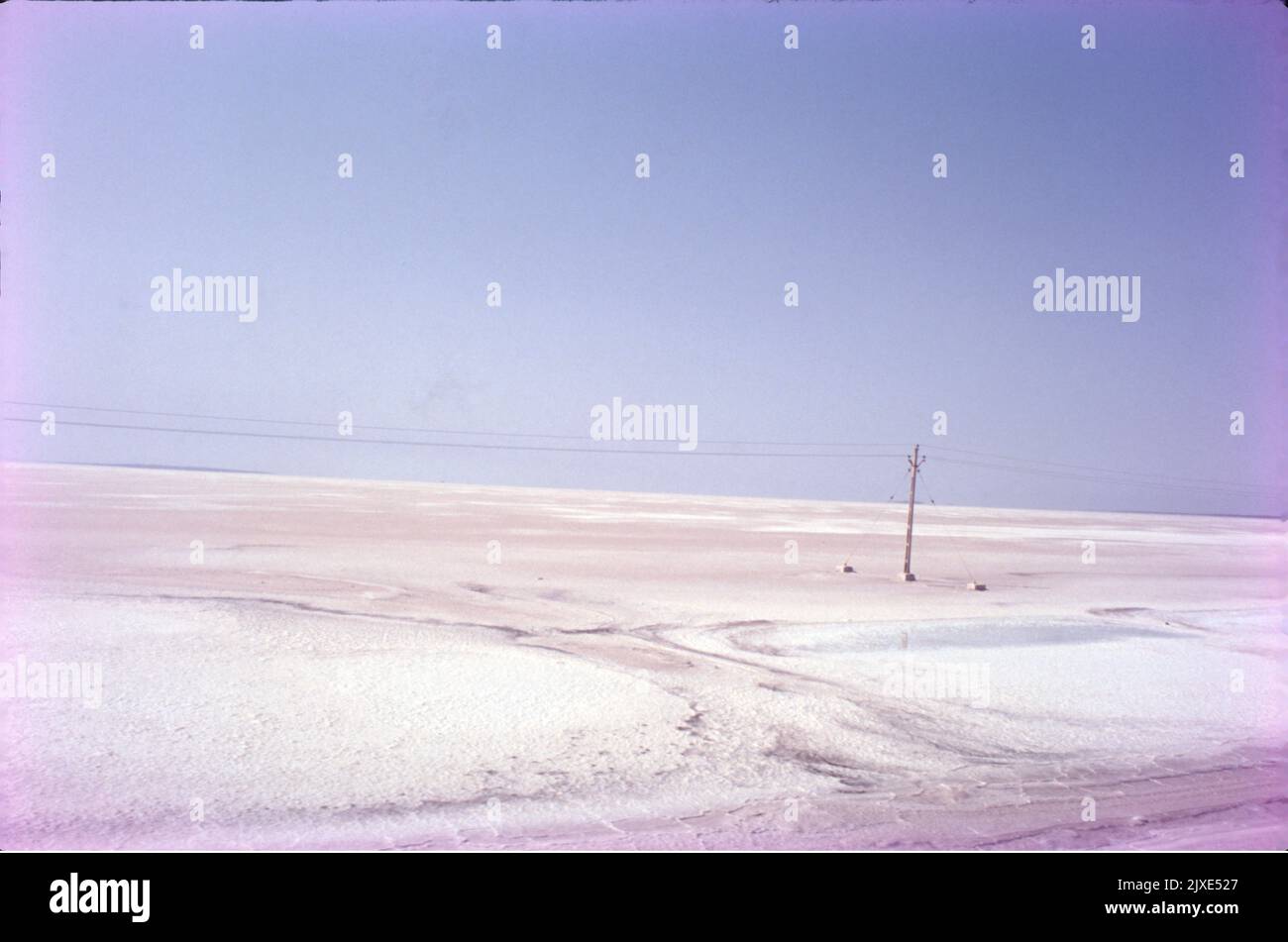 White Sand Desert, Kutch, Gujrat Stock Photo - Alamy