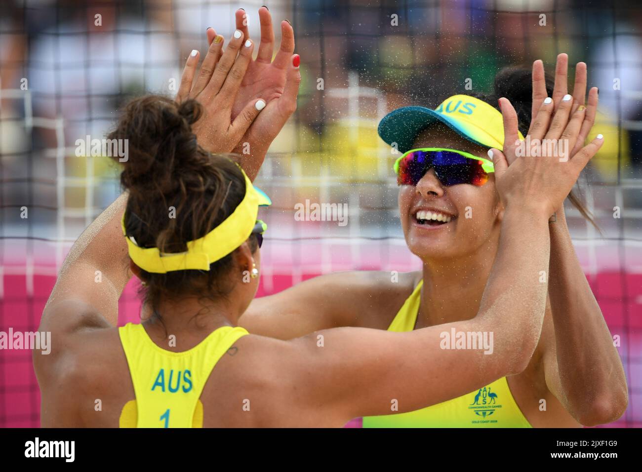 Mariafe Artacho Del Solar (left) and Taliqua Clancy (right) of ...