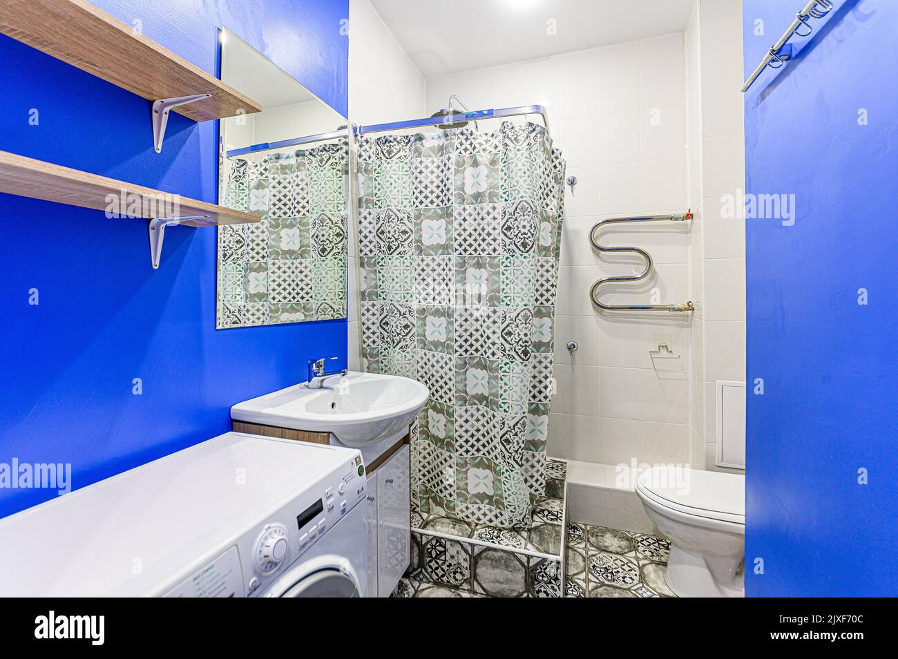 Russia, Moscow- May 21, 2020: interior apartment room bathroom, sink ...