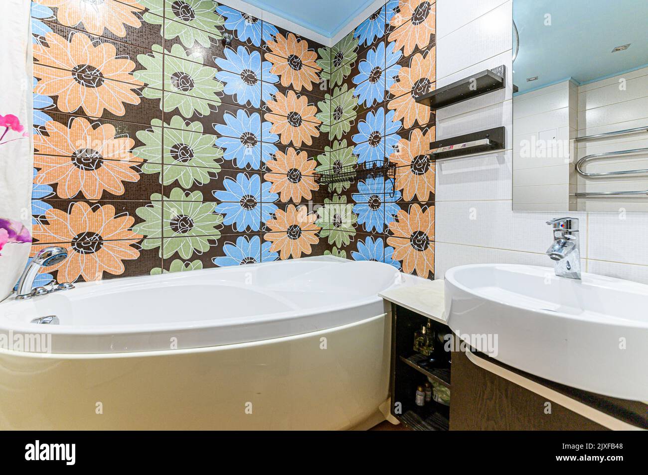 Russia, Moscow- May 21, 2020: interior apartment room bathroom, sink ...
