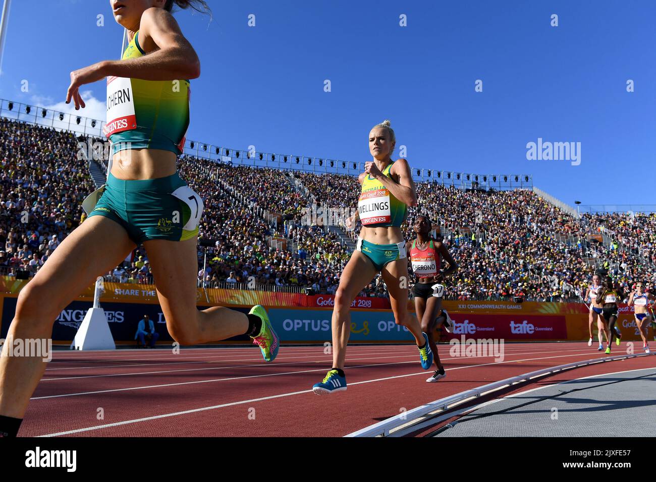 Celia Sullohern (left) and Eloise Wellings of Australia compete in the ...