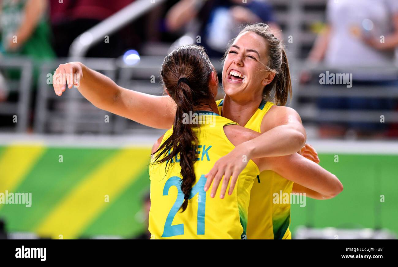 Alice Kunek (left) and Jenna O'Hea (right) of Australia celebrate ...