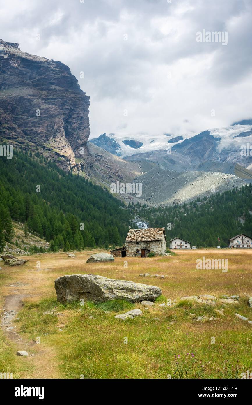 Valley of ayas hi-res stock photography and images - Alamy