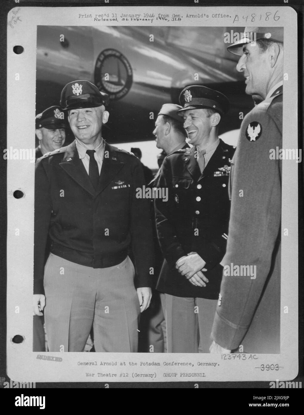 General arnold Black and White Stock Photos & Images - Alamy