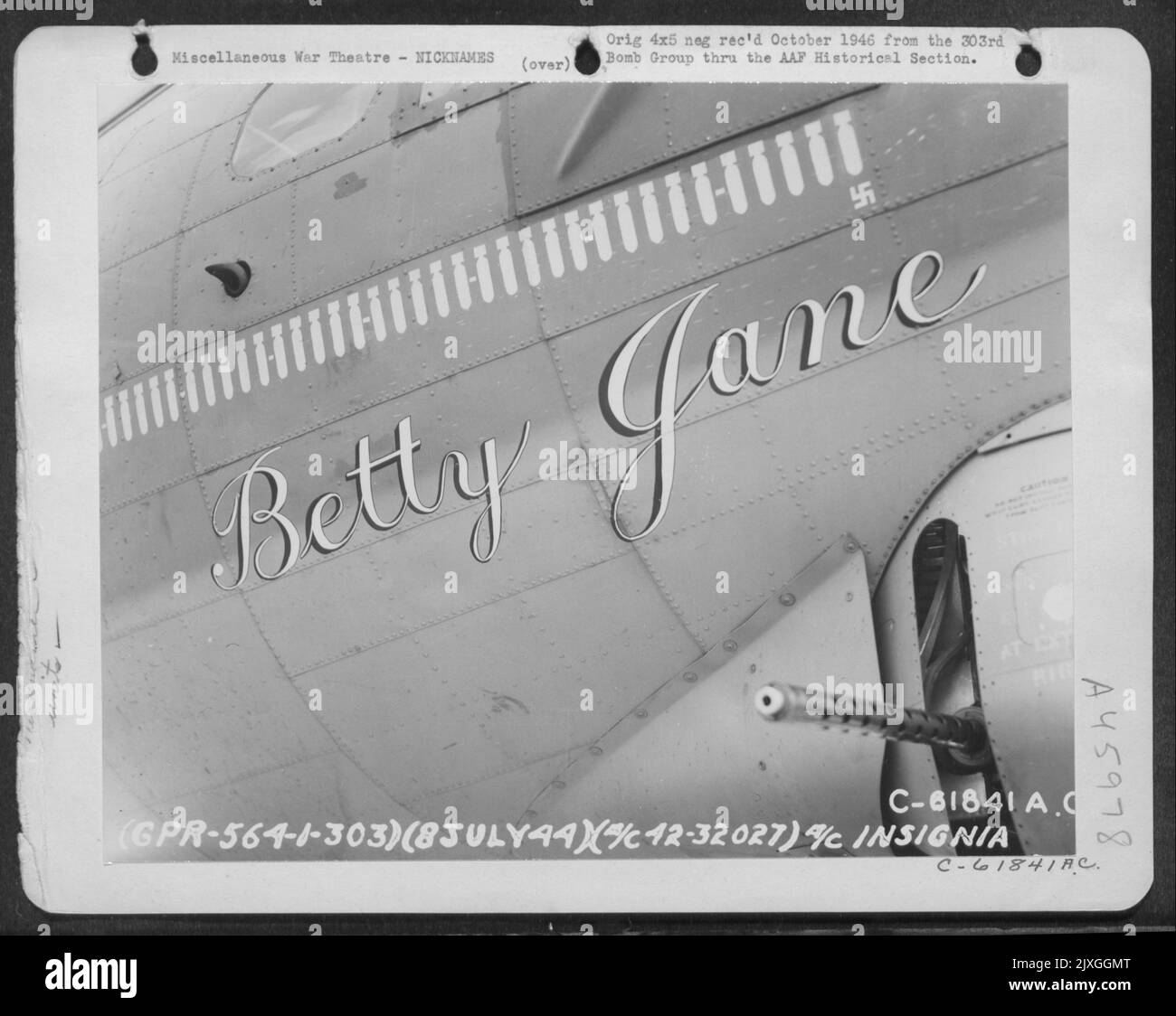 Boeing B-17 "Flying Fortress" Nicknamed "Betty Jane". 303Rd Bomb Group ...