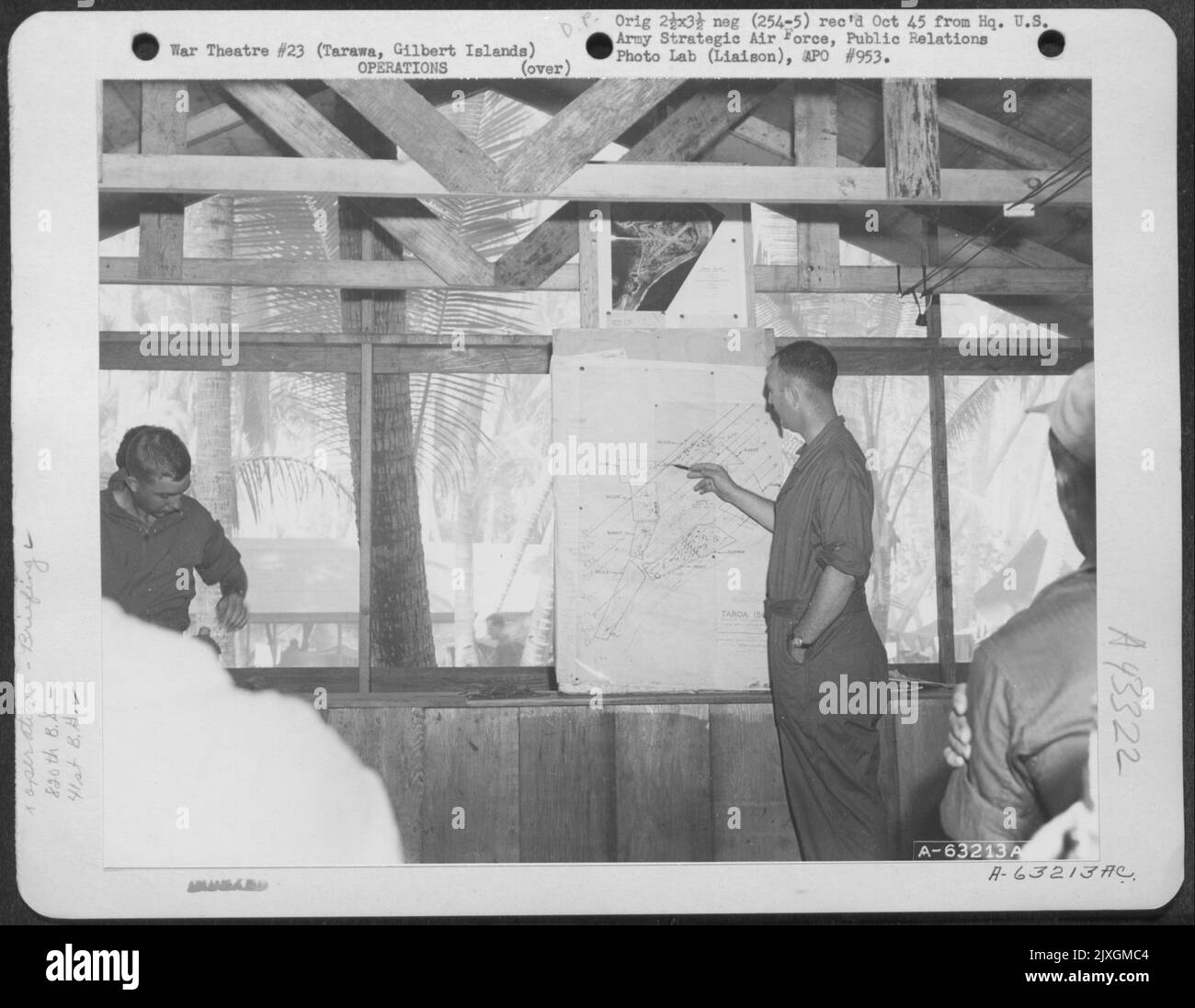 Gilbert islands map Black and White Stock Photos & Images - Alamy