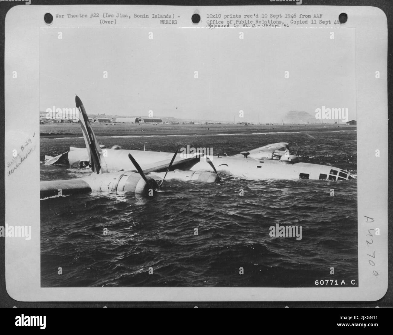 This Boeing B-29 "Superfortress" Found Iwo Jima Fog-Closed. The Plane ...