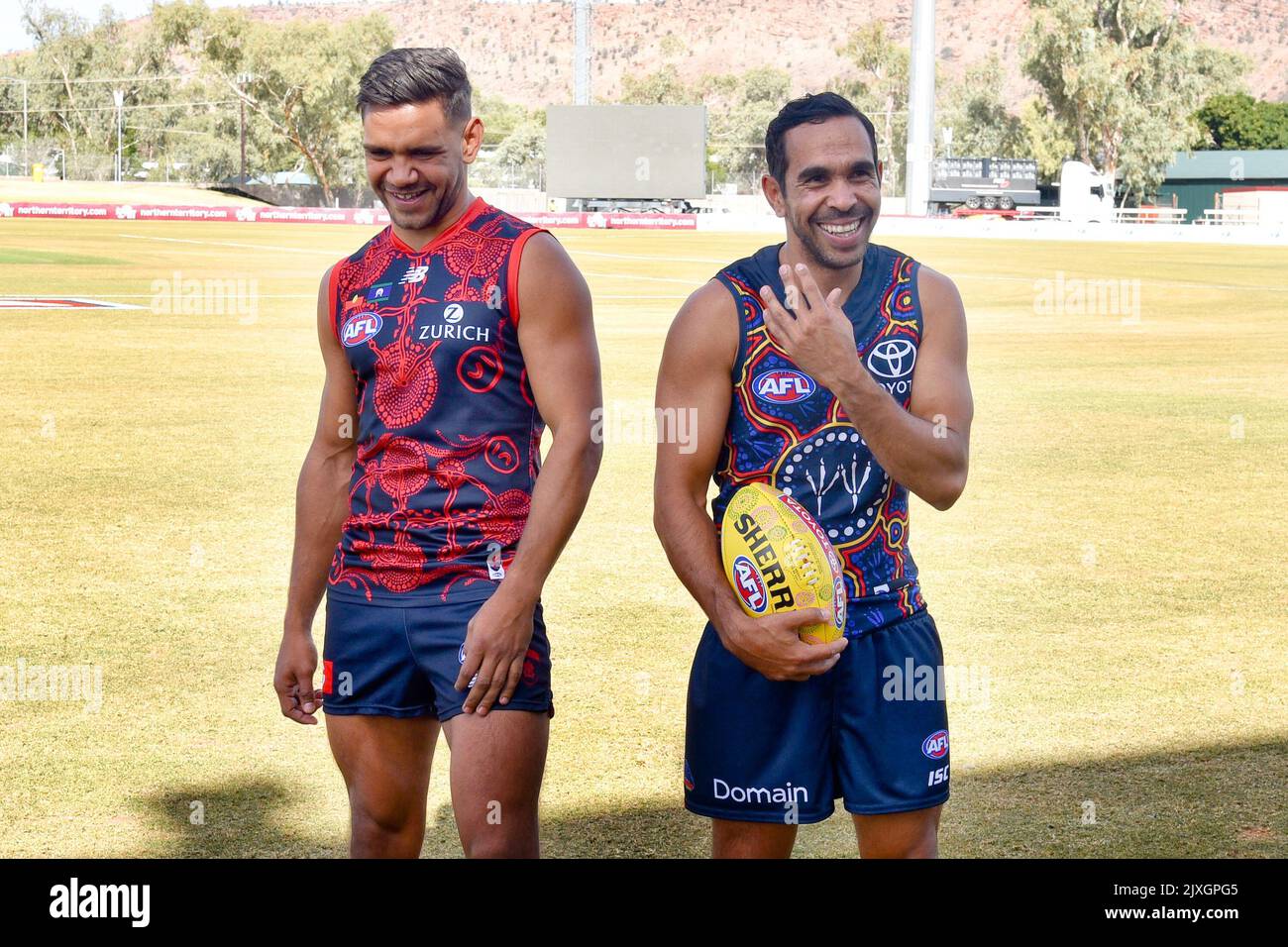 Melbourne's Neville Jetta and Adelaide's Eddie Betts pose for a ...