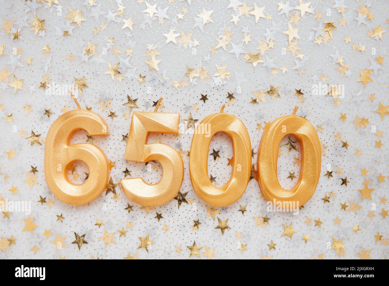 Six thousand five hundred hi-res stock photography and images - Alamy