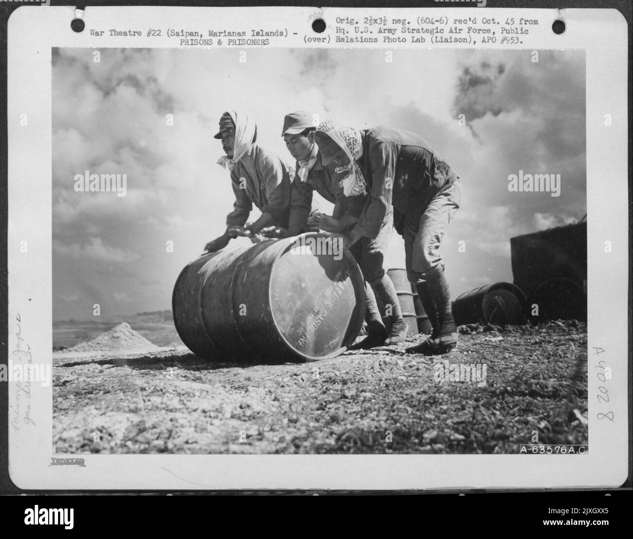 Japaneseanese Soliders And Civilian Prisoners Of War Rolling And ...