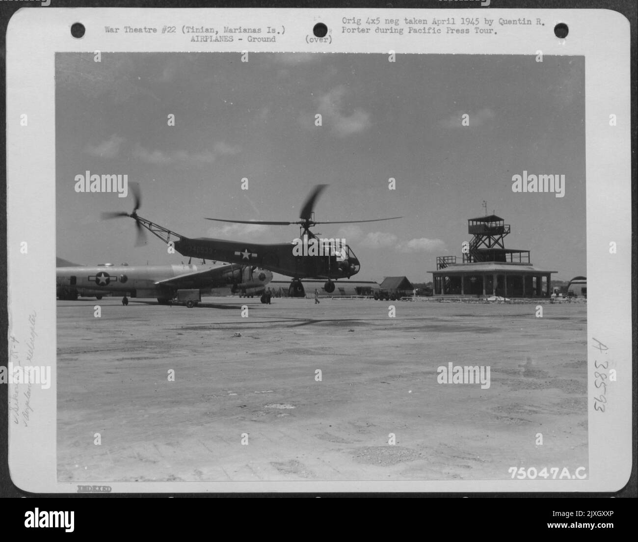 Sikorsky helicopter r 4 hi-res stock photography and images - Alamy