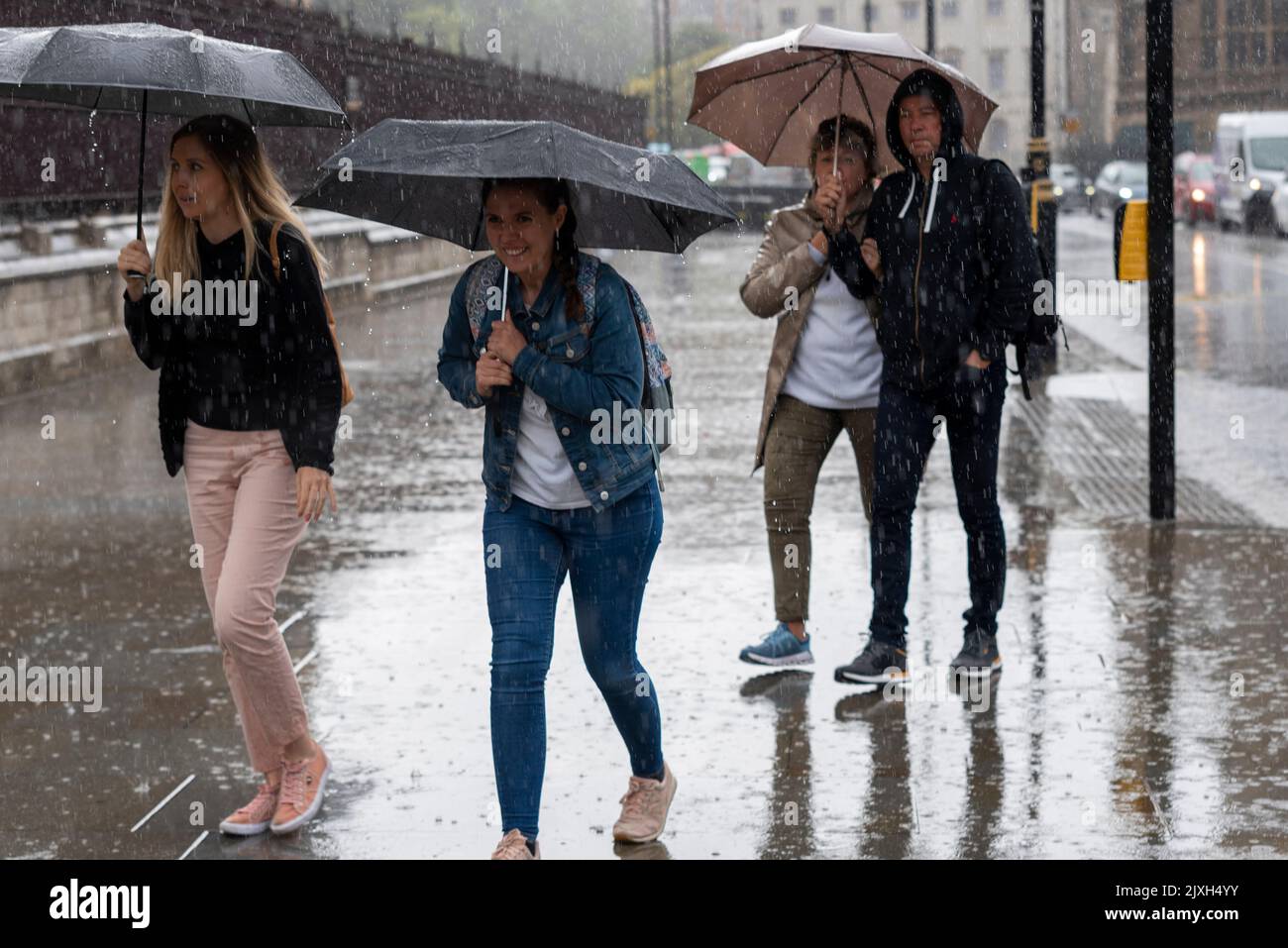 Westminster, London, UK. 7th Sep, 2022. Heavy rain arrived in London ...
