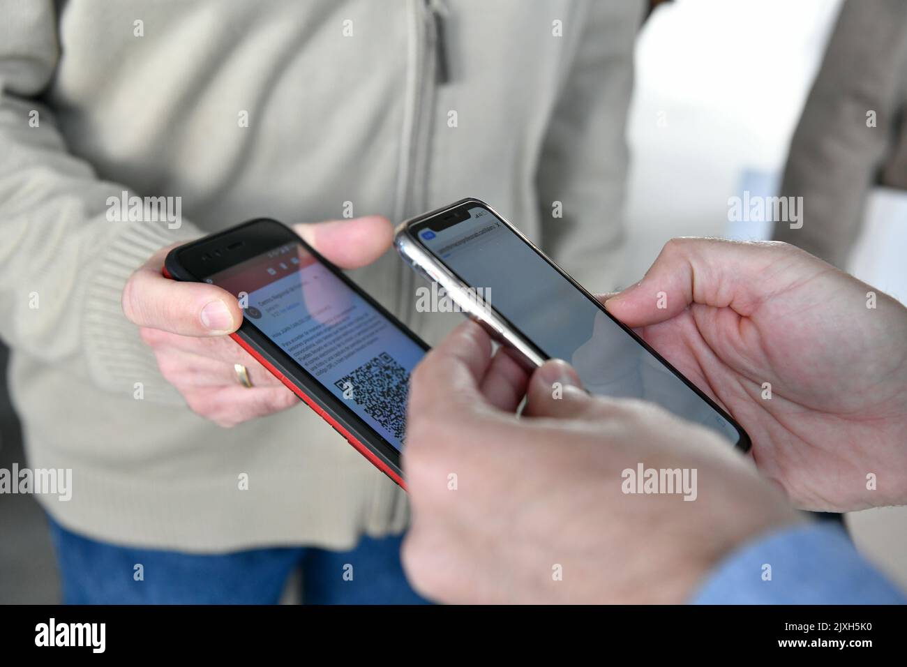 Identifying the reservation, making the payment, with the qr-code on ...