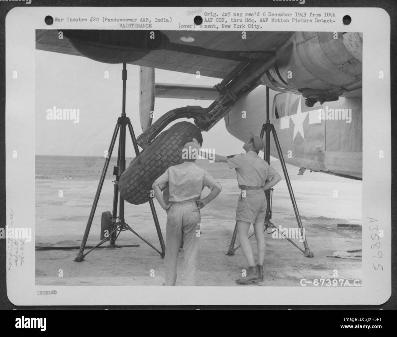 The Replaced Hydraulic System Of A Consolidated B-24 Of The 7Th Bomb ...