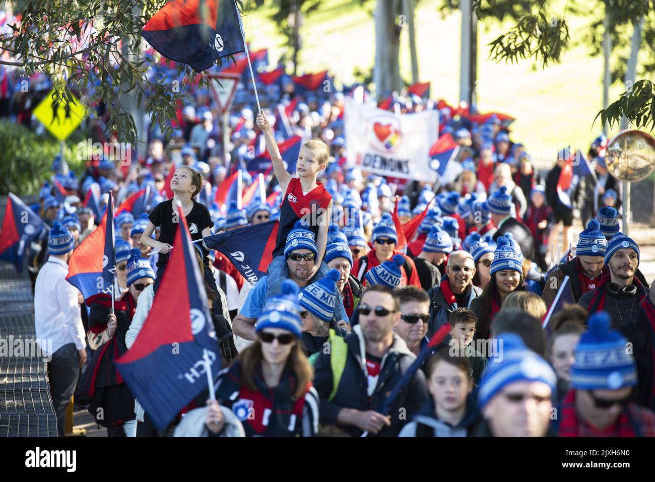 Thousands of fans show their support for FIGHT MND at Federation Square ...