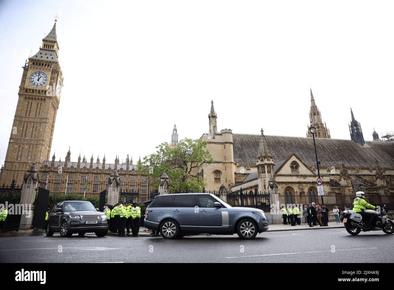 British prime minister liz truss hi-res stock photography and images ...