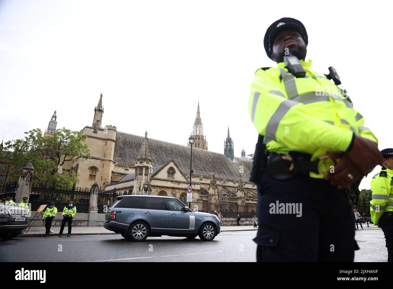 Liz truss motorcade hi-res stock photography and images - Alamy