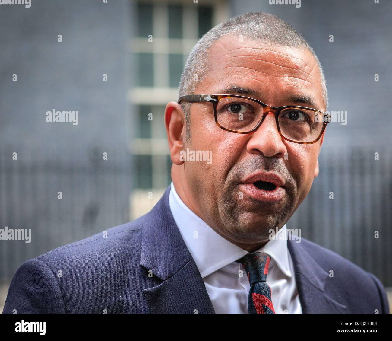 Cleverly truss hi-res stock photography and images - Alamy