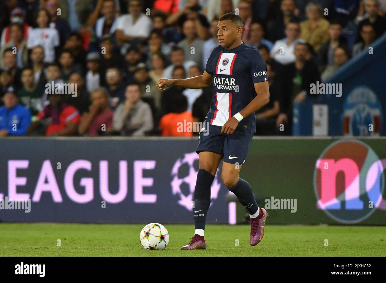 Kylian Mbappe - Paris Saint Germain vs Juventus - Champions League ...