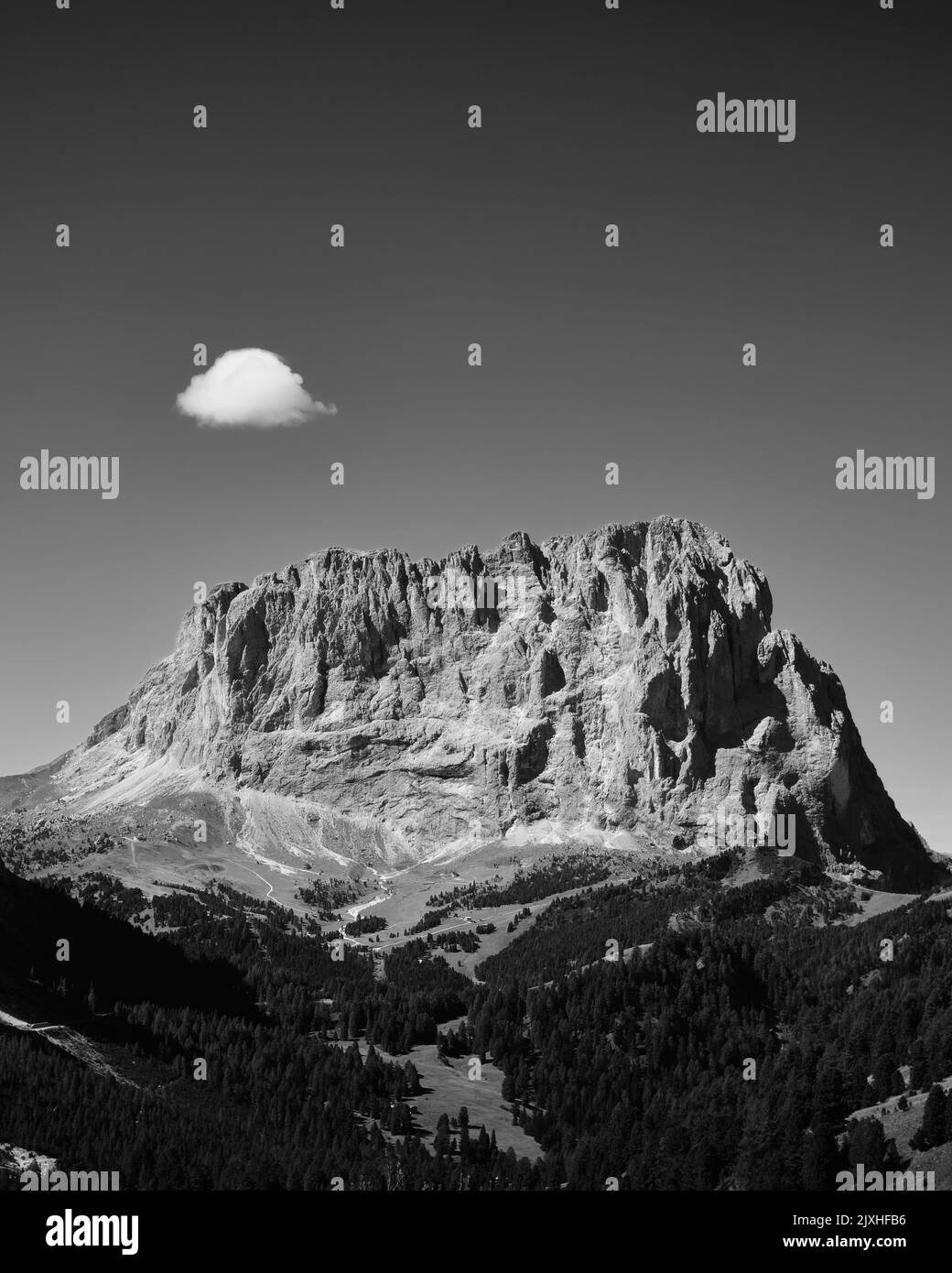 Blue sky mountain cloud Black and White Stock Photos & Images - Alamy