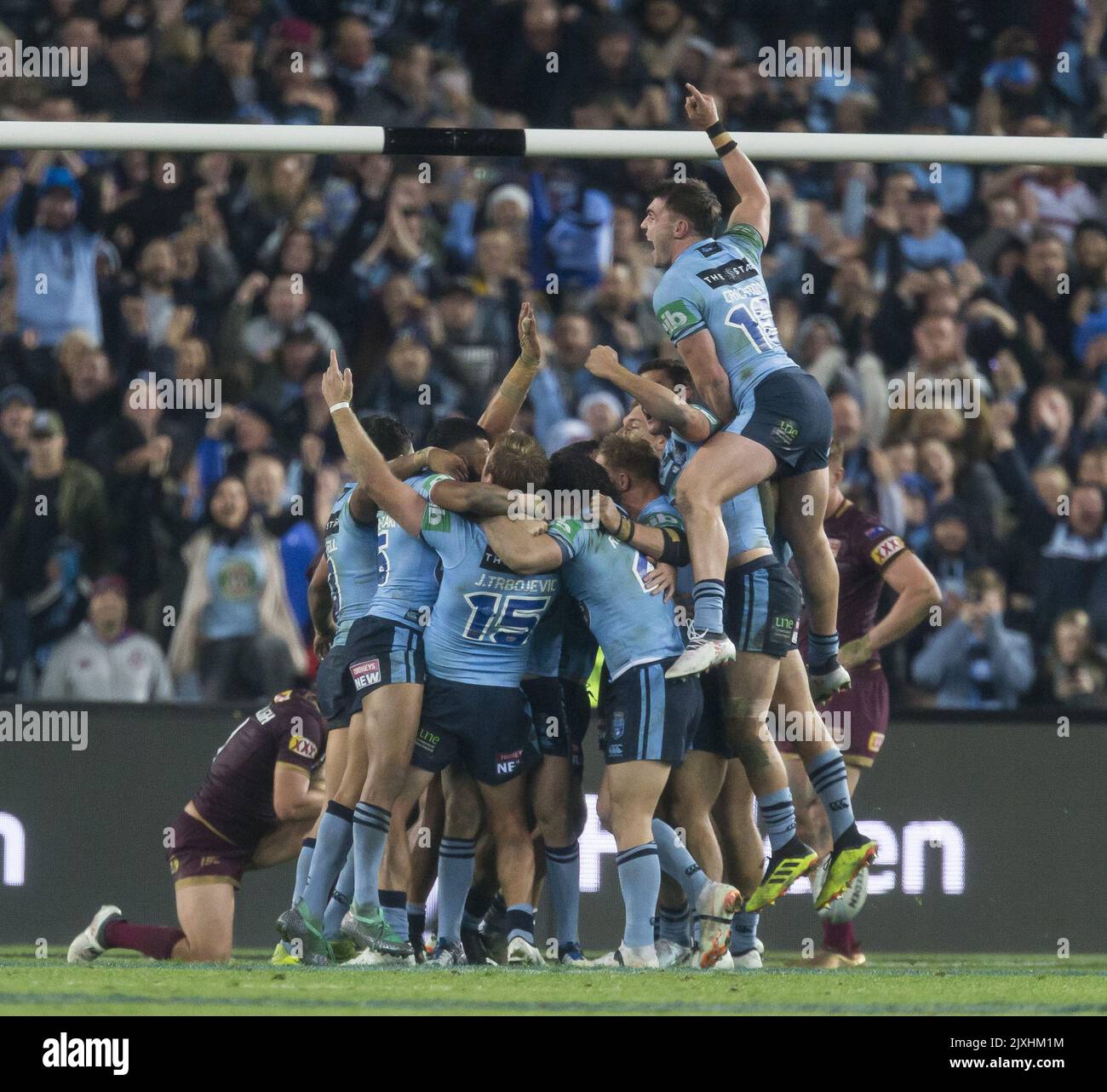 The Blues celebrate at full time of Game 2 of the 2018 State of Origin ...